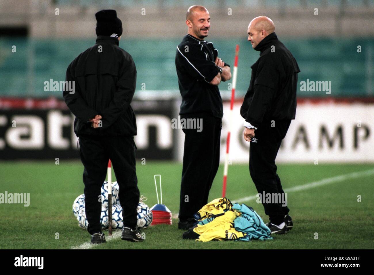 Gianluca vialli chelsea manager hi-res stock photography and images - Alamy