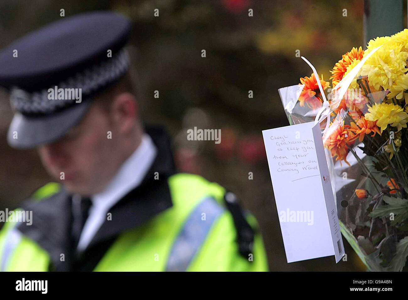A police officer stands guard next hi-res stock photography and images ...
