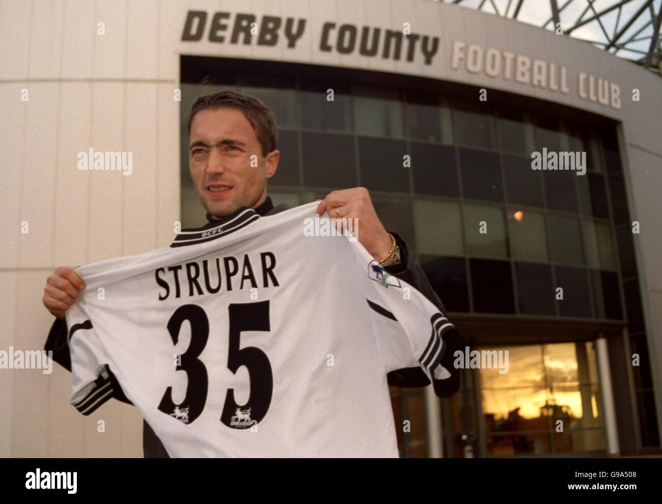 Soccer - Derby Press Conference Stock Photo - Alamy