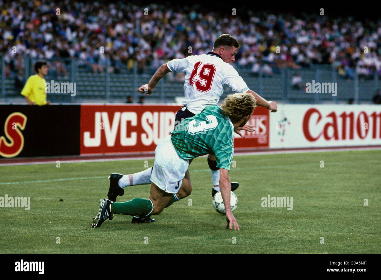 Action colour football world cup italy italia 90 fifa maspengwest hi ...