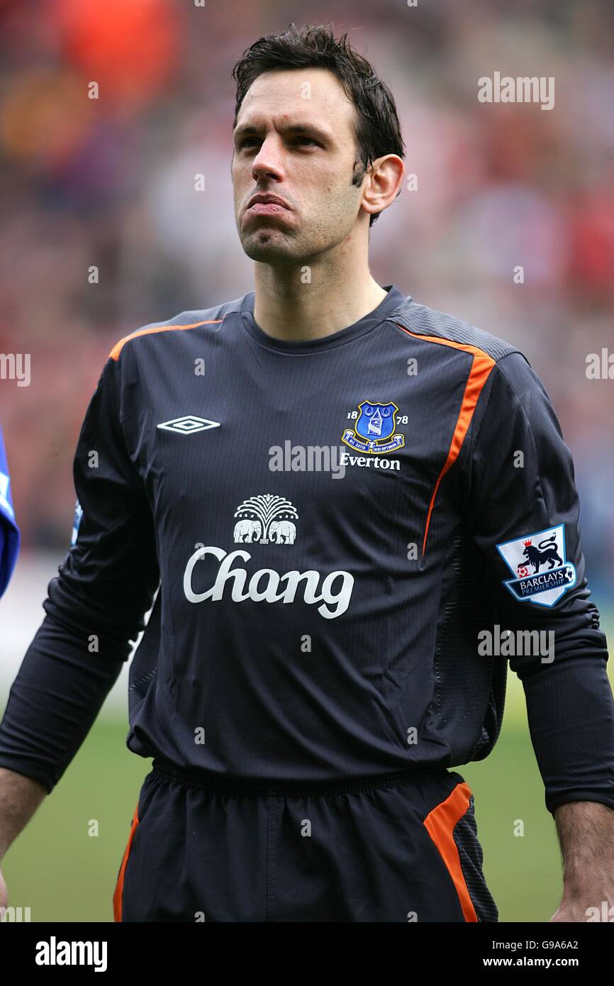 Soccer liverpool wright hi-res stock photography and images - Alamy