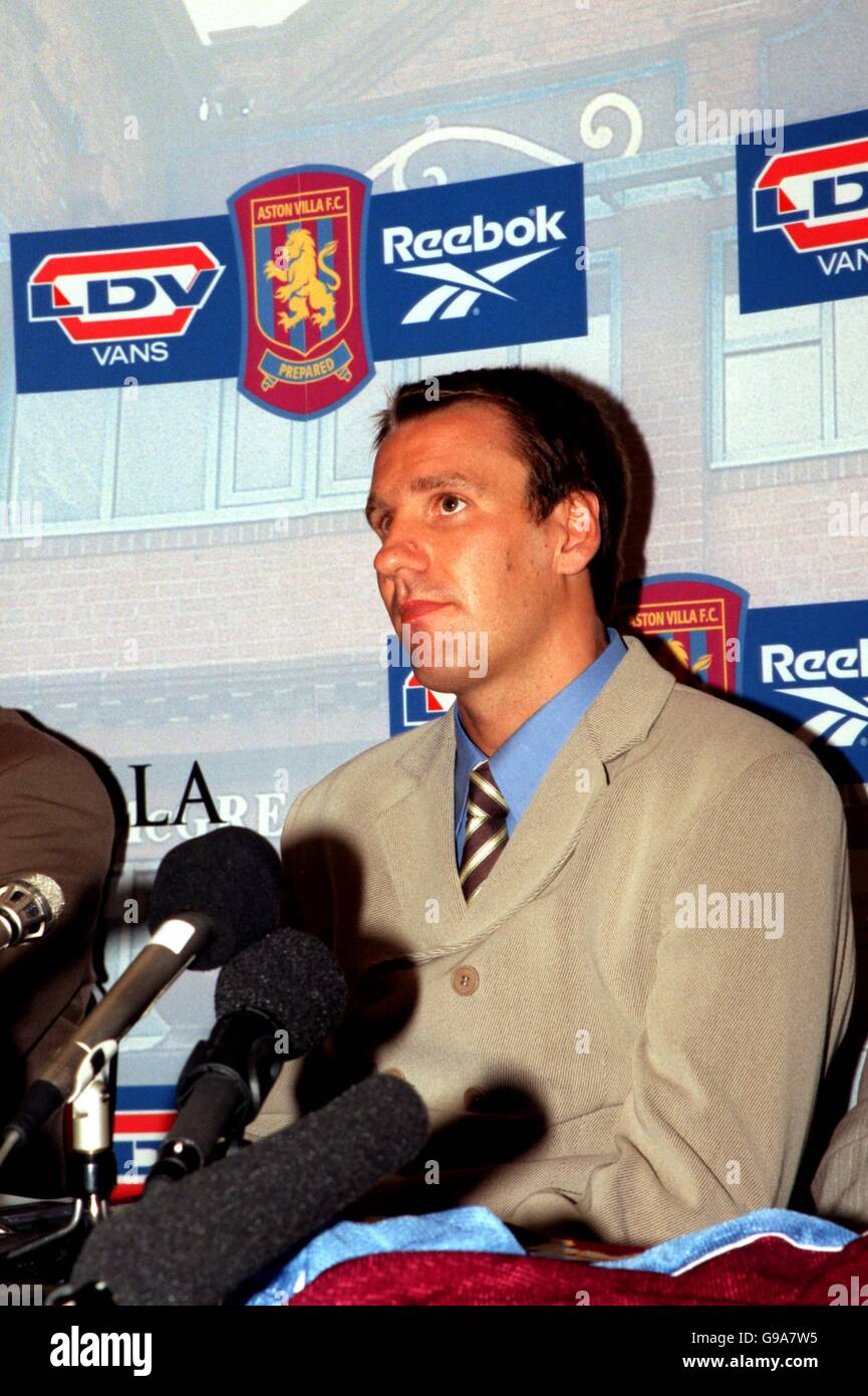 Paul merson signs for aston villa hi-res stock photography and images ...
