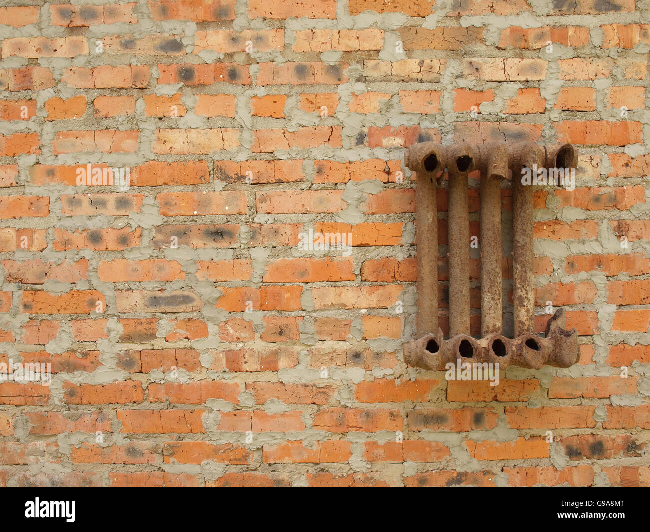 Cast iron radiator hi-res stock photography and images - Alamy
