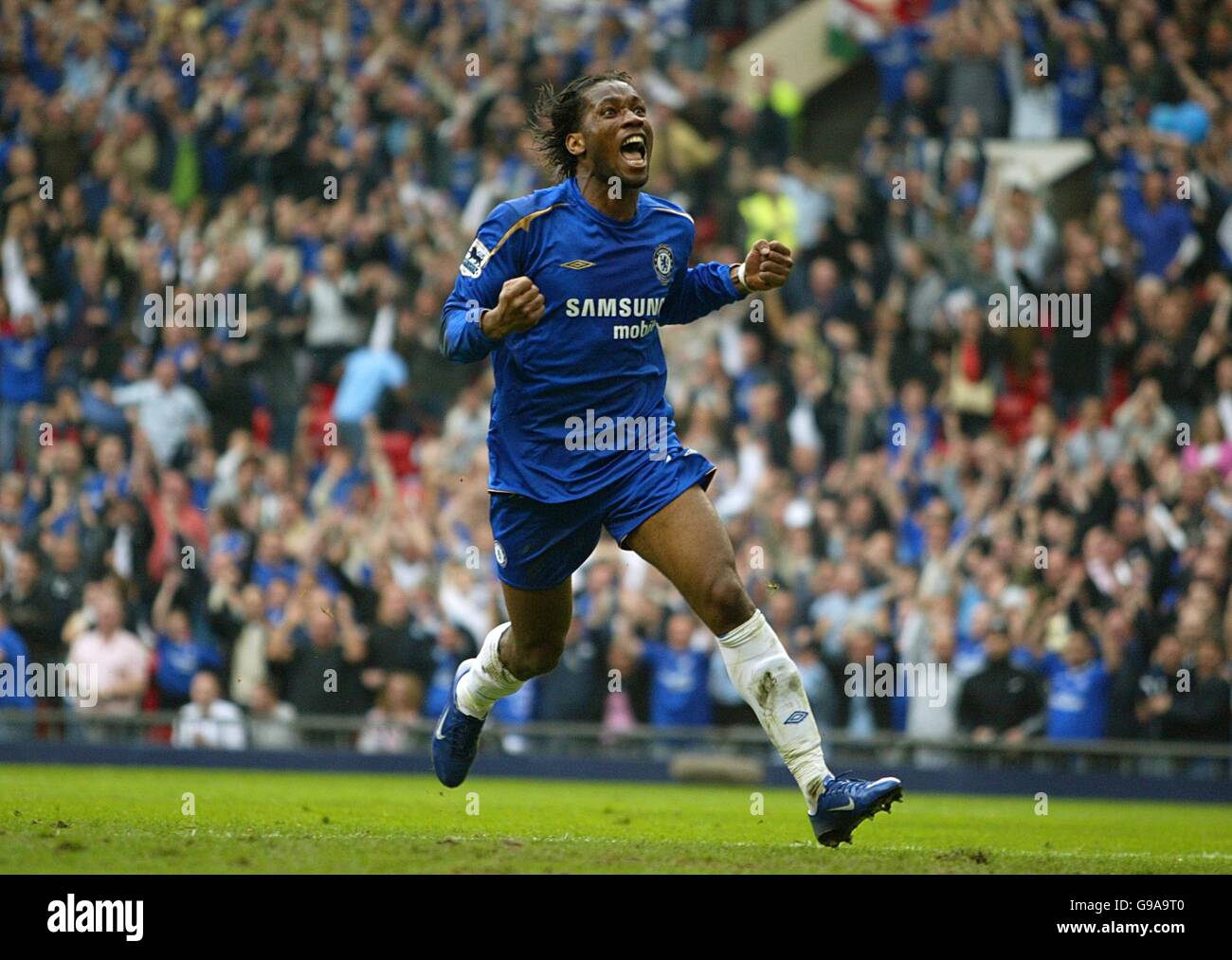 Soccer - FA Cup - Semi Final - Chelsea v Liverpool - Old Trafford ...