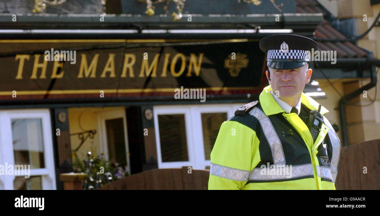 Police stand outside the marmion pub in edinburgh hi-res stock ...