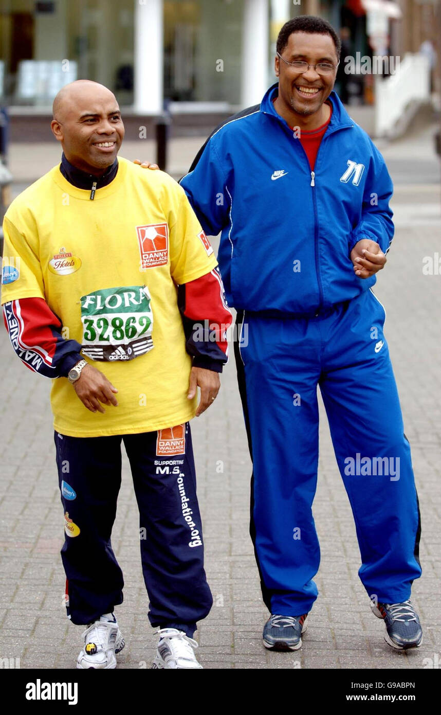 Danny wallace footballer hi-res stock photography and images - Alamy