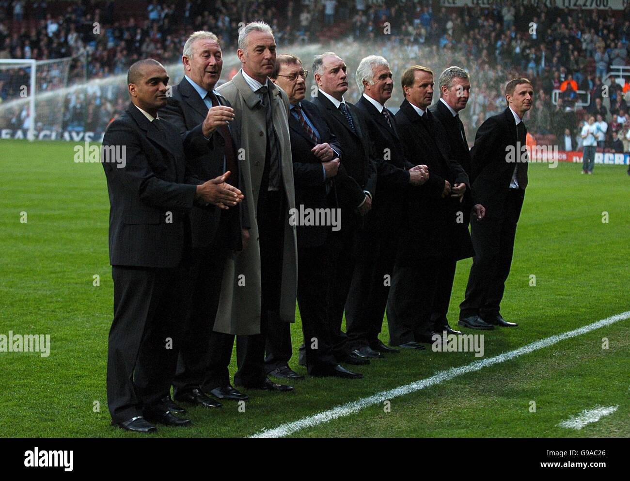 John lyall west ham hi-res stock photography and images - Alamy