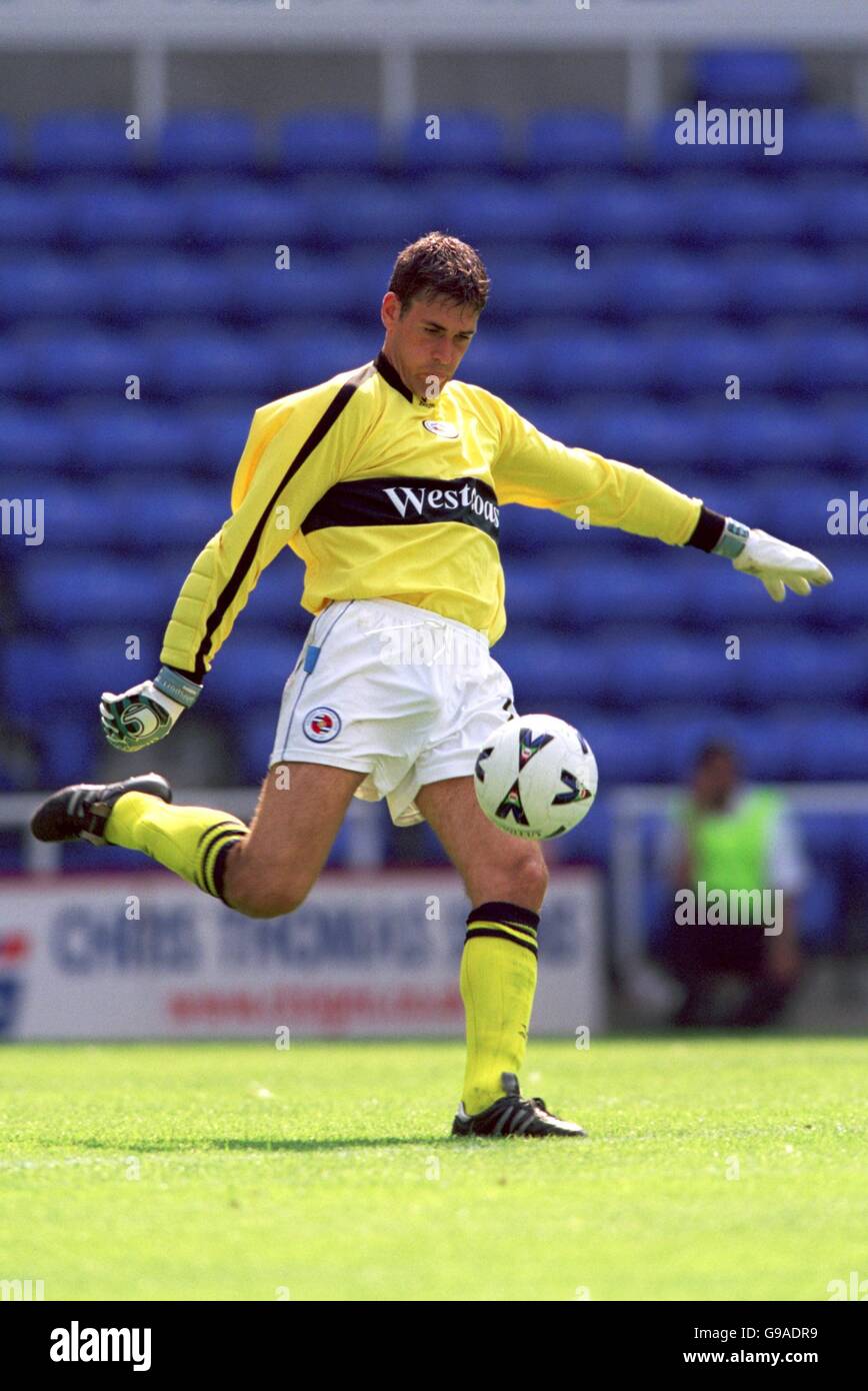 Reading scott howie hi-res stock photography and images - Alamy