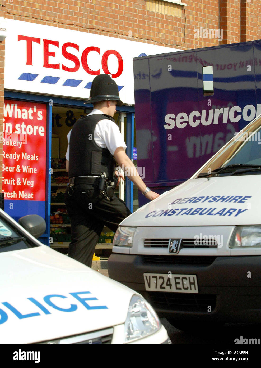 Securicor express hi-res stock photography and images - Alamy