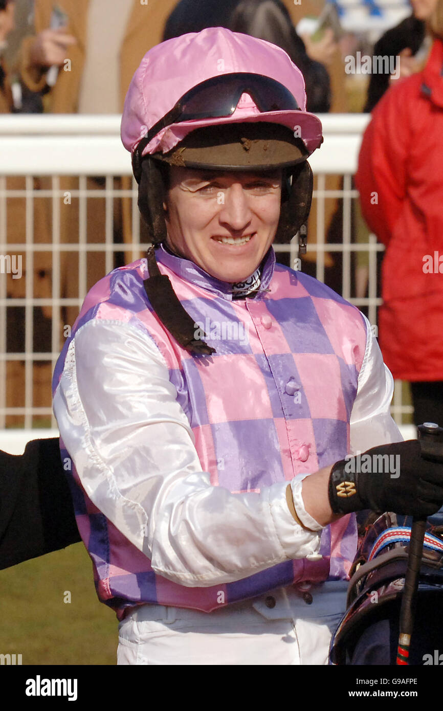 Barry geraghty jockey hi-res stock photography and images - Alamy