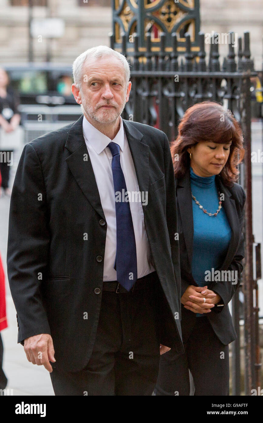 Jeremy Corbyn and his wife Laura Alvarez arrive at Westminster Abbey in ...