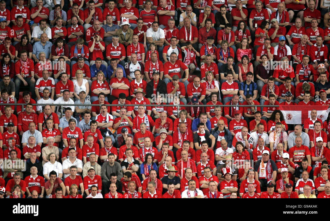 Middlesbrough fans uefa cup final against savilla psv stadion hi-res ...
