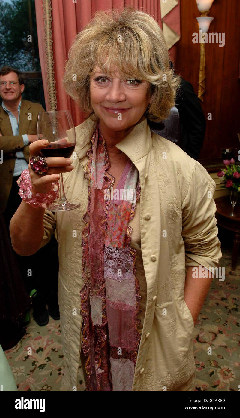 Amanda barrie during a reception for author elmore leonard hi-res stock ...