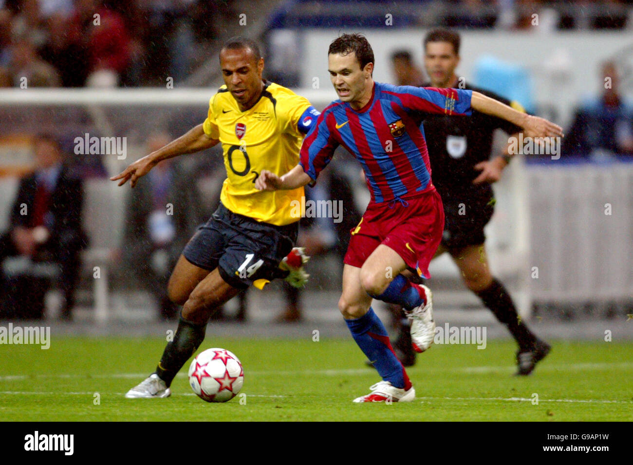 Soccer - UEFA Champions League - Final - Barcelona v Arsenal - Stade de ...