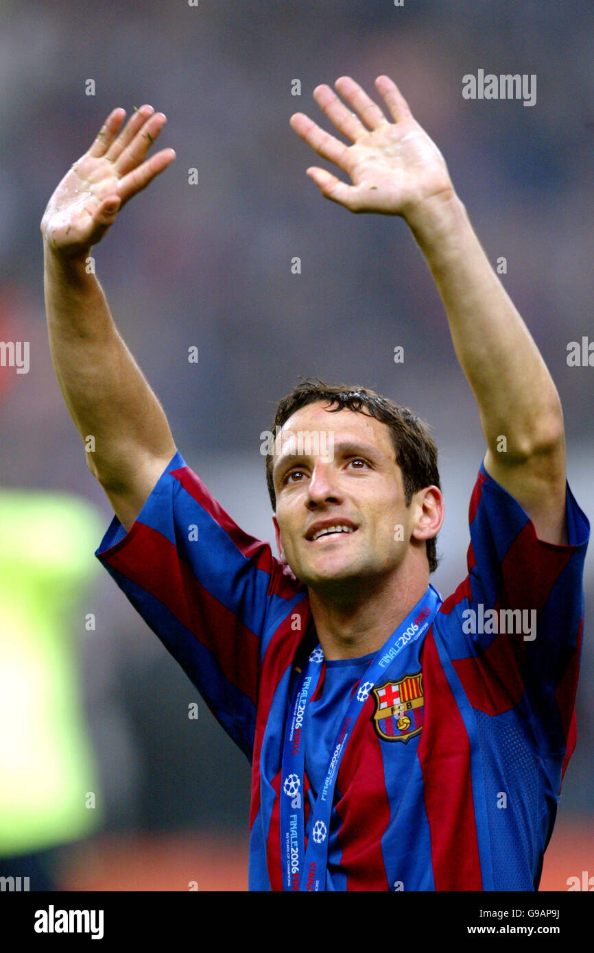 Soccer - UEFA Champions League - Final - Barcelona v Arsenal - Stade de ...