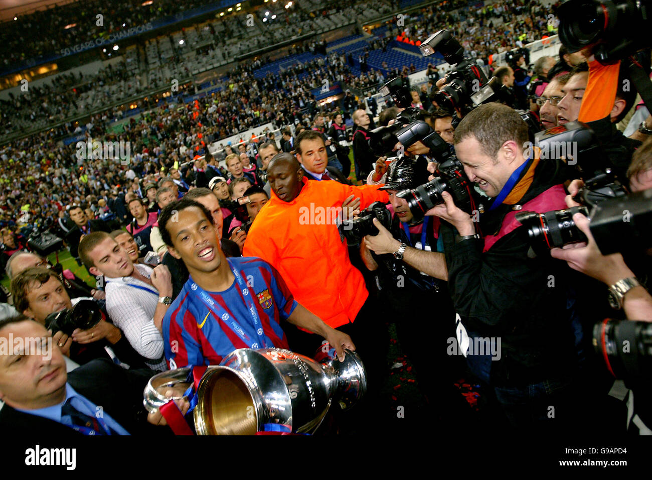 Barcelonas ronaldinho with the uefa champions league trophy hi-res ...