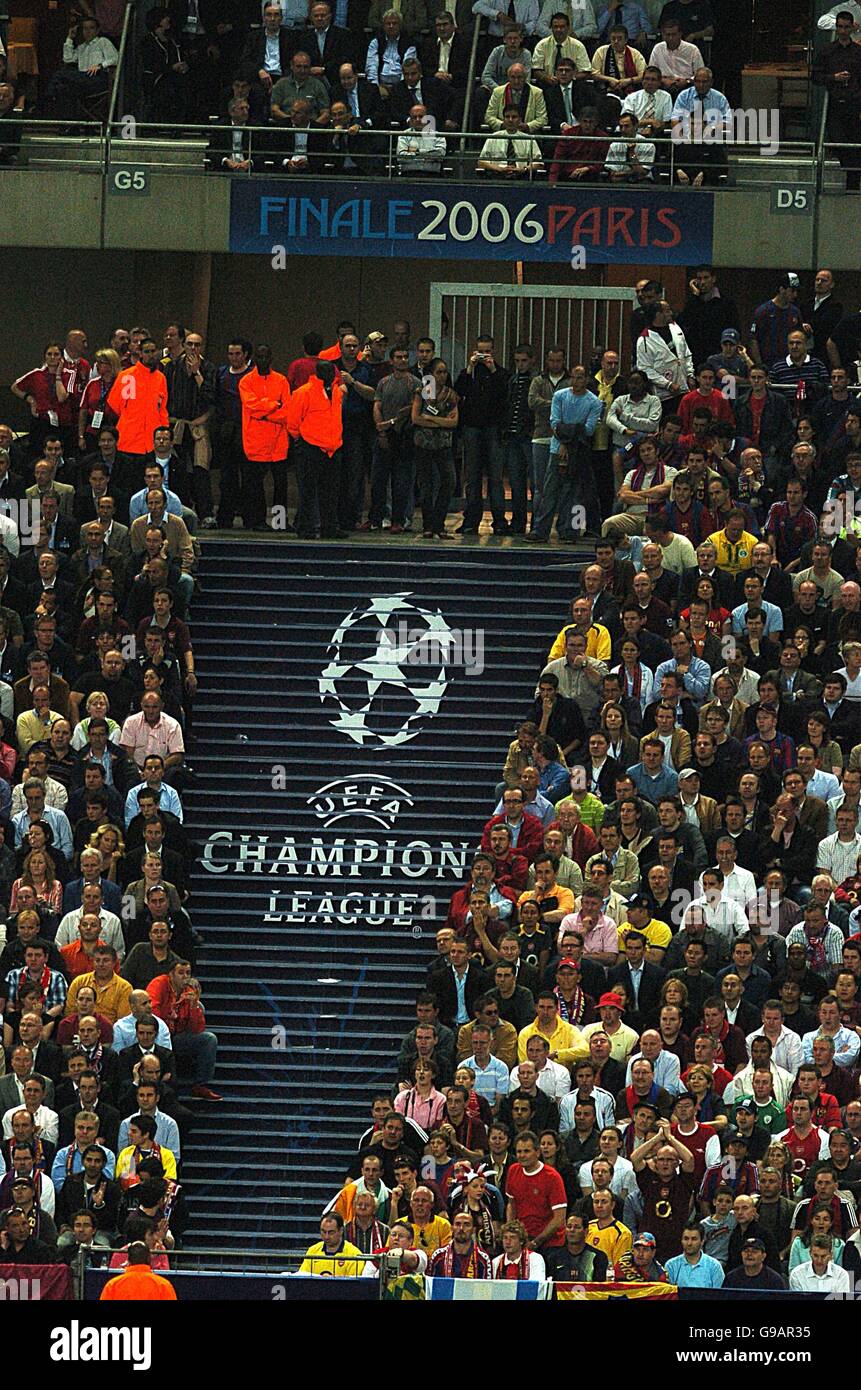 Soccer - UEFA Champions League - Final - Barcelona v Arsenal - Stade de ...