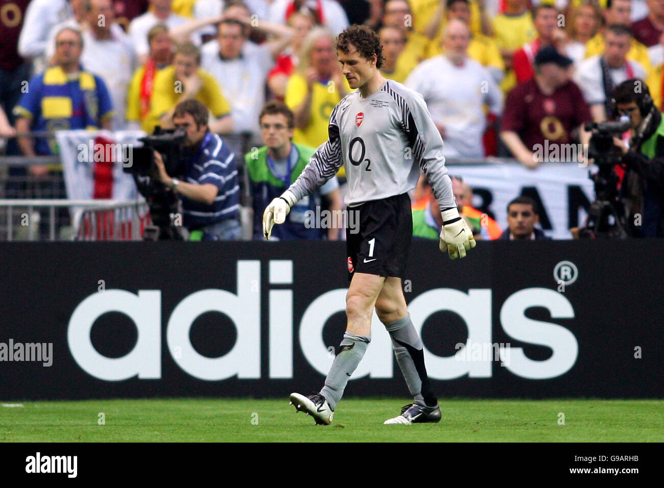 Soccer - UEFA Champions League - Final - Barcelona v Arsenal - Stade de ...