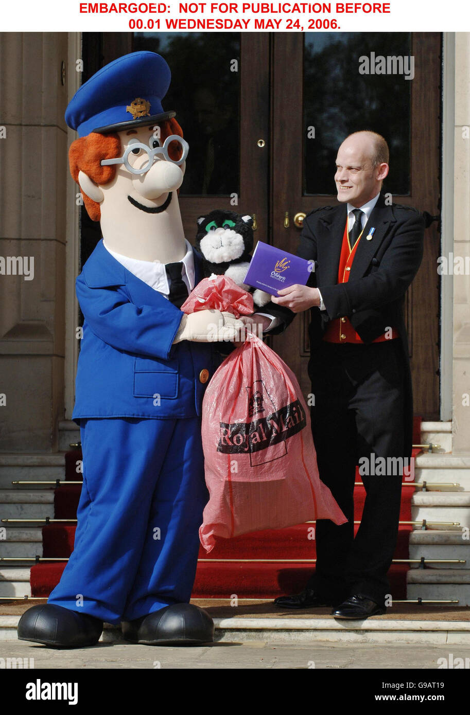 2006 postman pat hi-res stock photography and images - Alamy