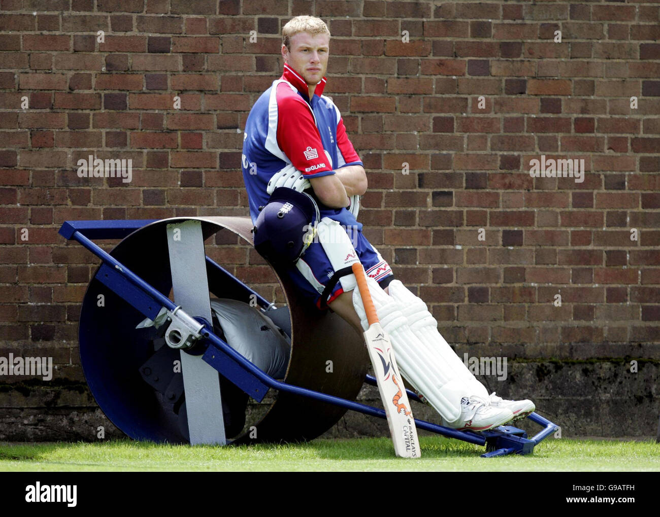 Andrew flintoff captain hi-res stock photography and images - Alamy