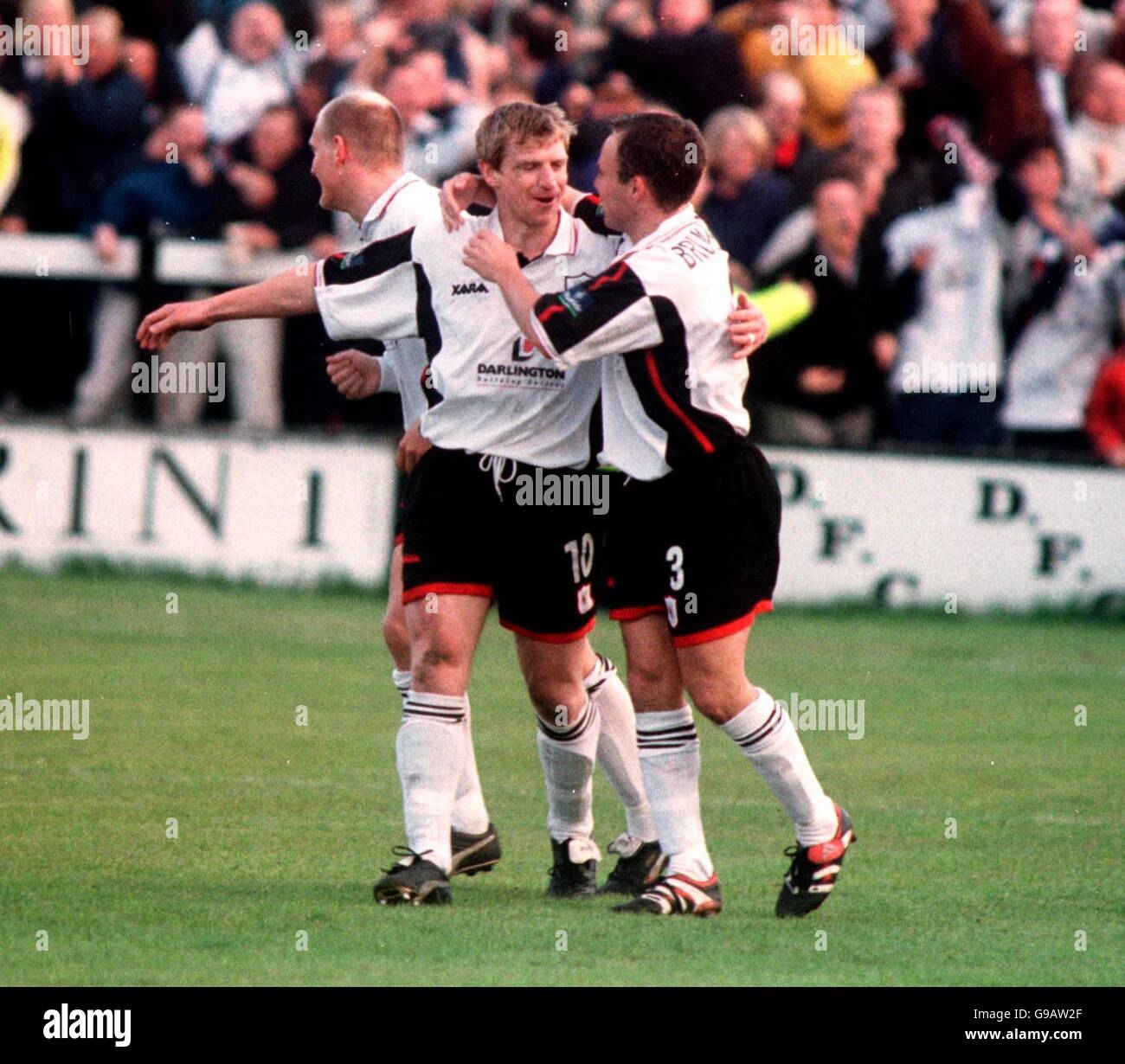Darlington's Marco Gabbiadini (l) celebrates with Phil Brumwell (r ...