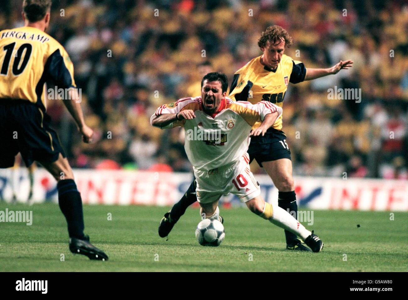 Soccer - UEFA Cup - Final - Galatasaray v Arsenal Stock Photo - Alamy