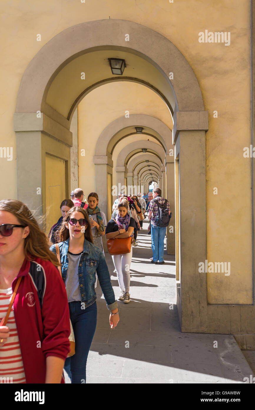 Busy corridor hi-res stock photography and images - Alamy