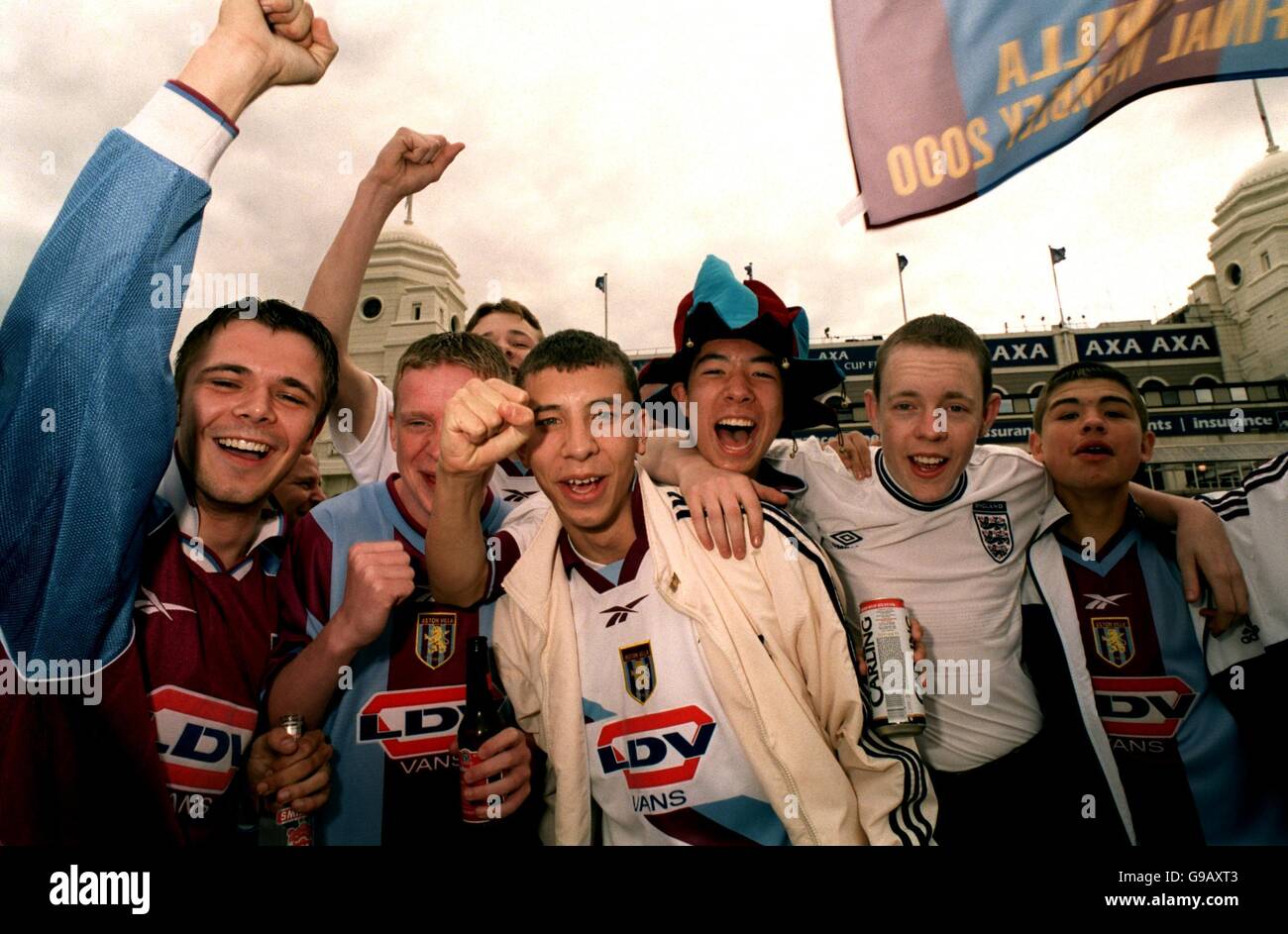 Soccer - AXA FA Cup - Final - Chelsea v Aston Villa Stock Photo - Alamy