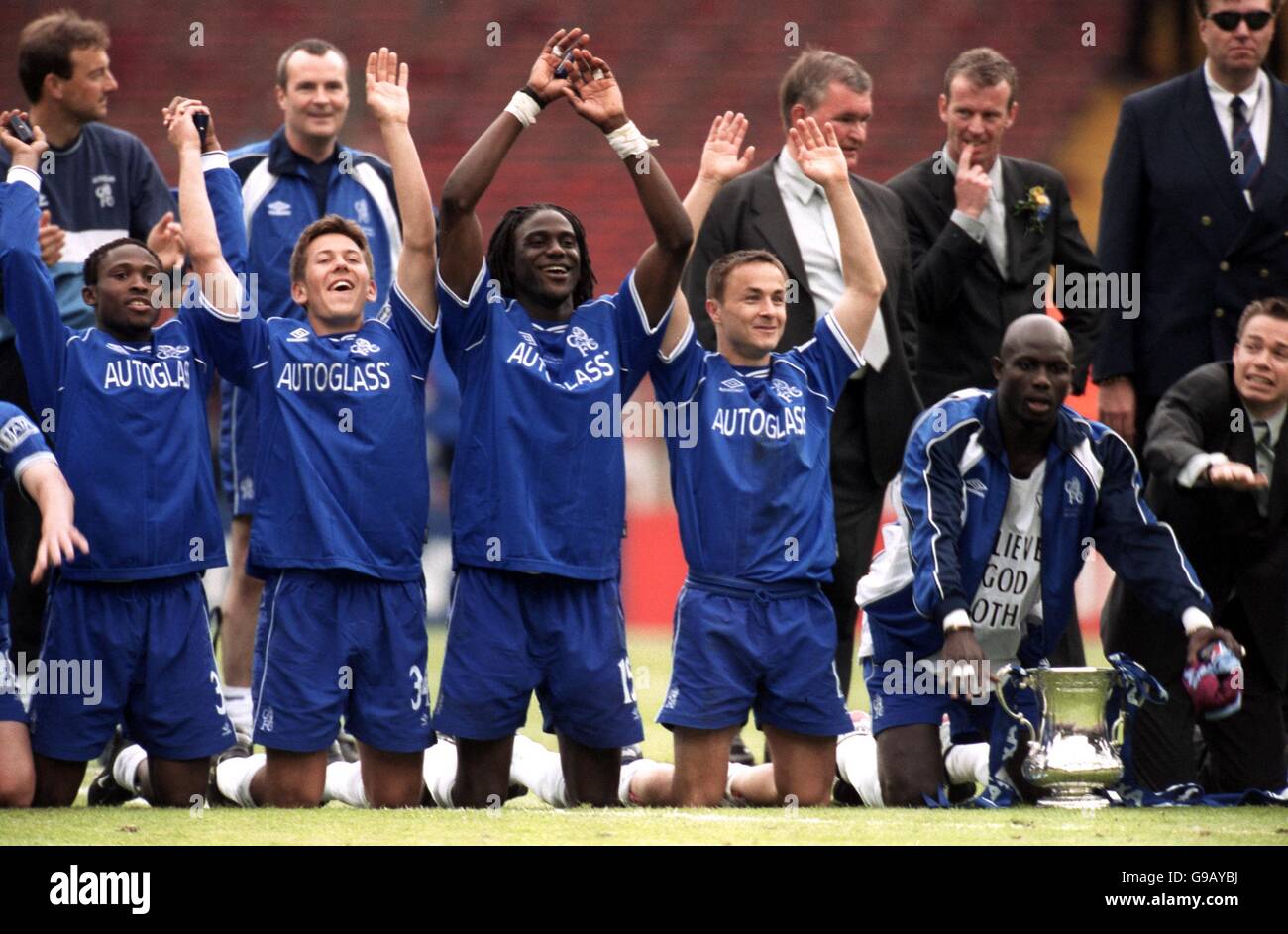 Chelsea's Celestine Babayaro, Jon Harley, Mario Melchiot, Dennis Wise ...