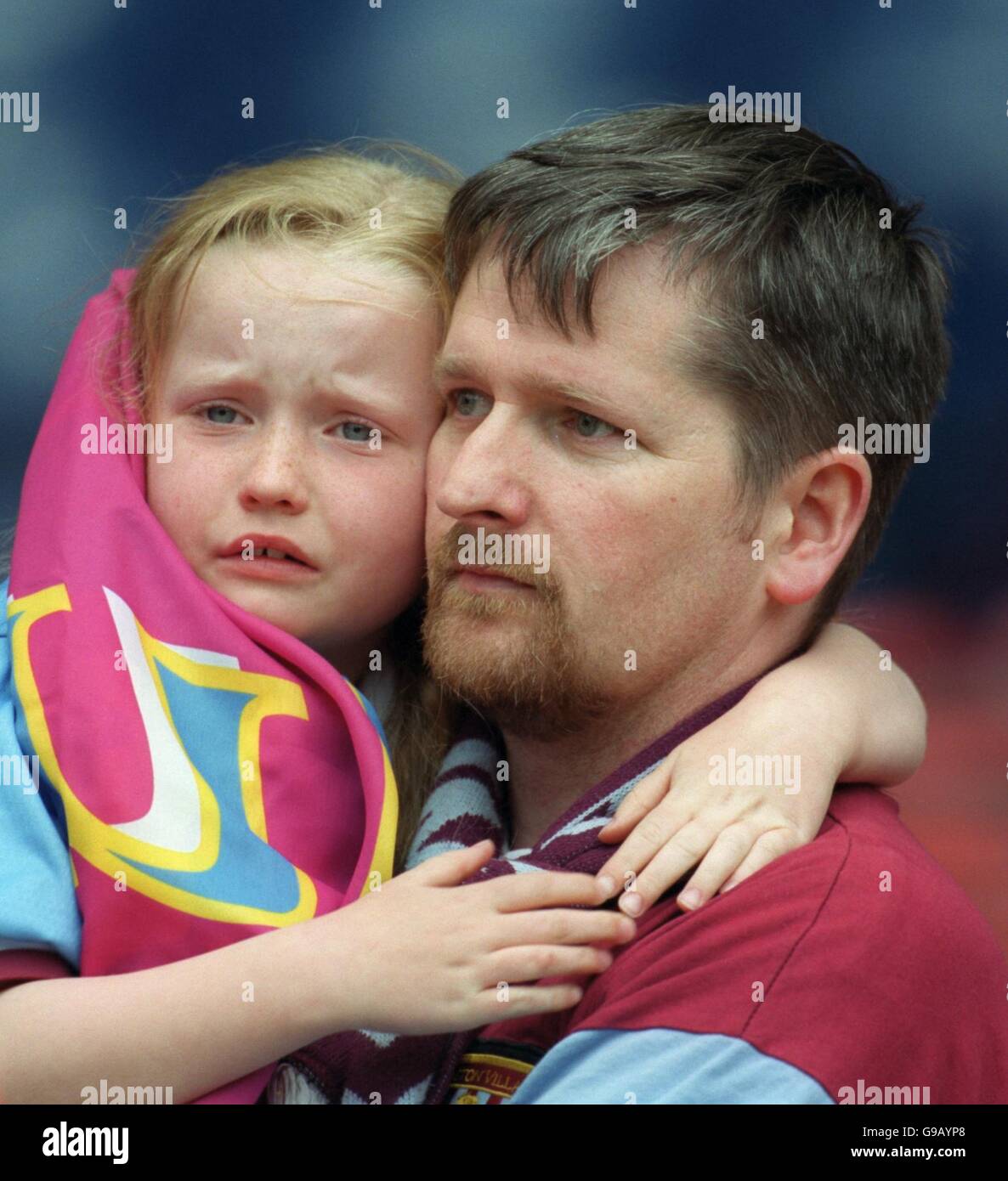 Fa cup chelsea v villa fans hi-res stock photography and images - Alamy