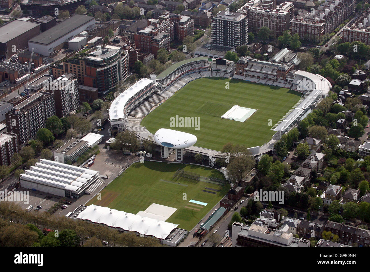 Lords cricket ground aerial hi-res stock photography and images - Alamy