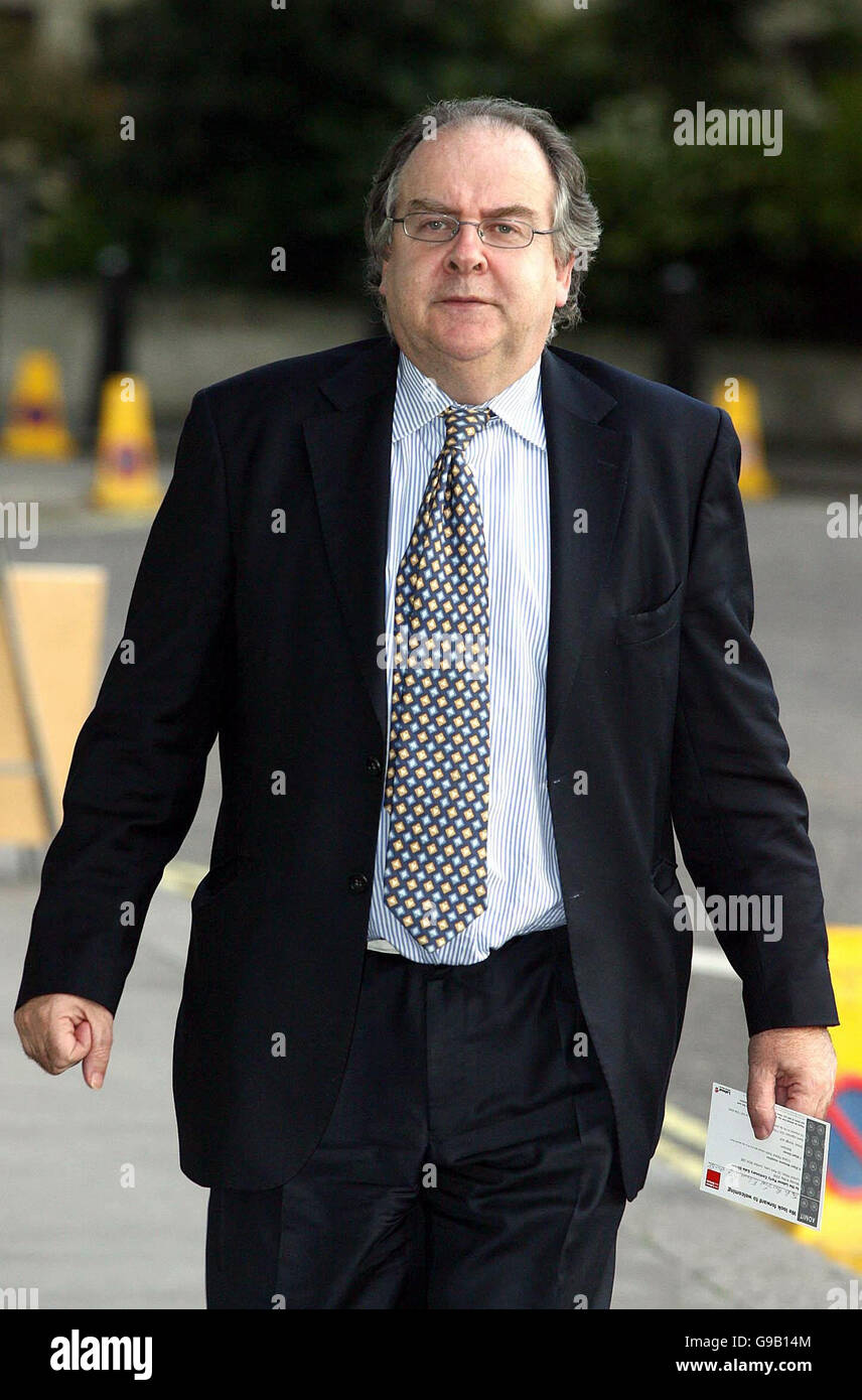 Lord Falconer arrives at a Labour Party gala function at the Park Lane ...