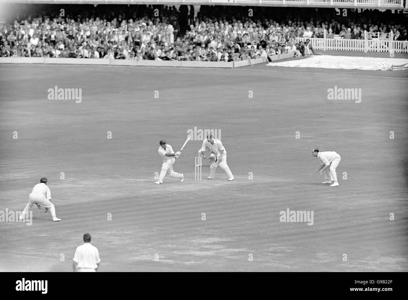Cricket - First Test - England v Pakistan - Lord's - Second Day Stock ...