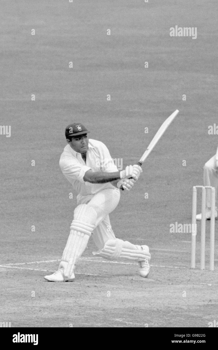 England pakistan test cricket Black and White Stock Photos & Images - Alamy