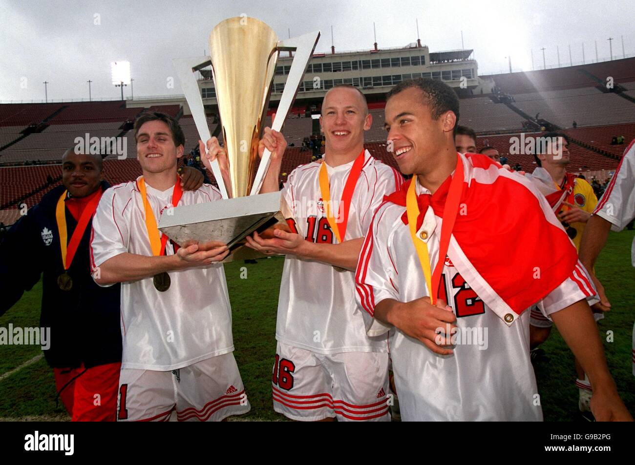 Soccer - CONCACAF Gold Cup 2000 - Final - Colombia v Canada Stock Photo ...