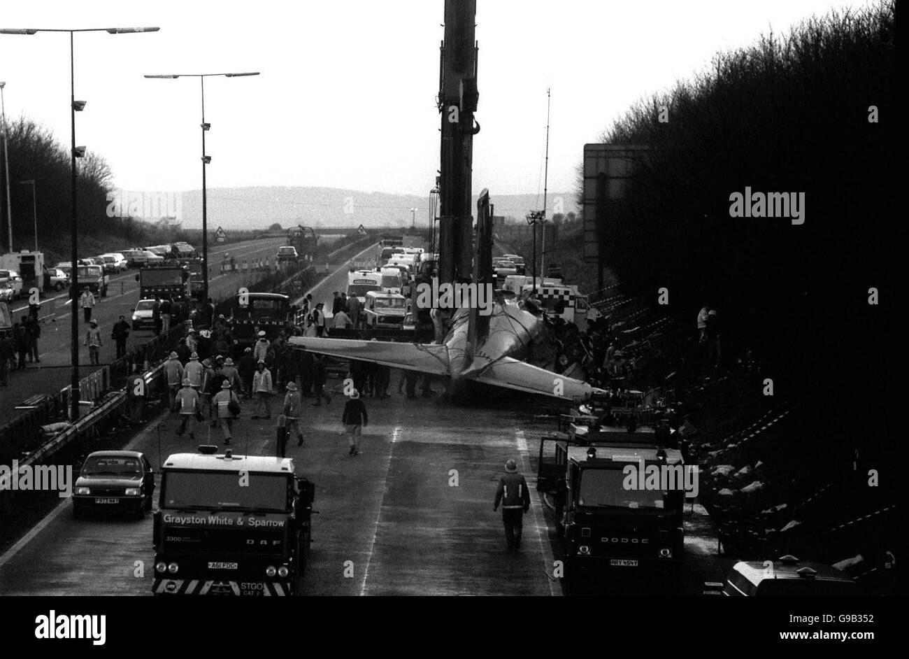 Plane emergency Black and White Stock Photos & Images - Alamy