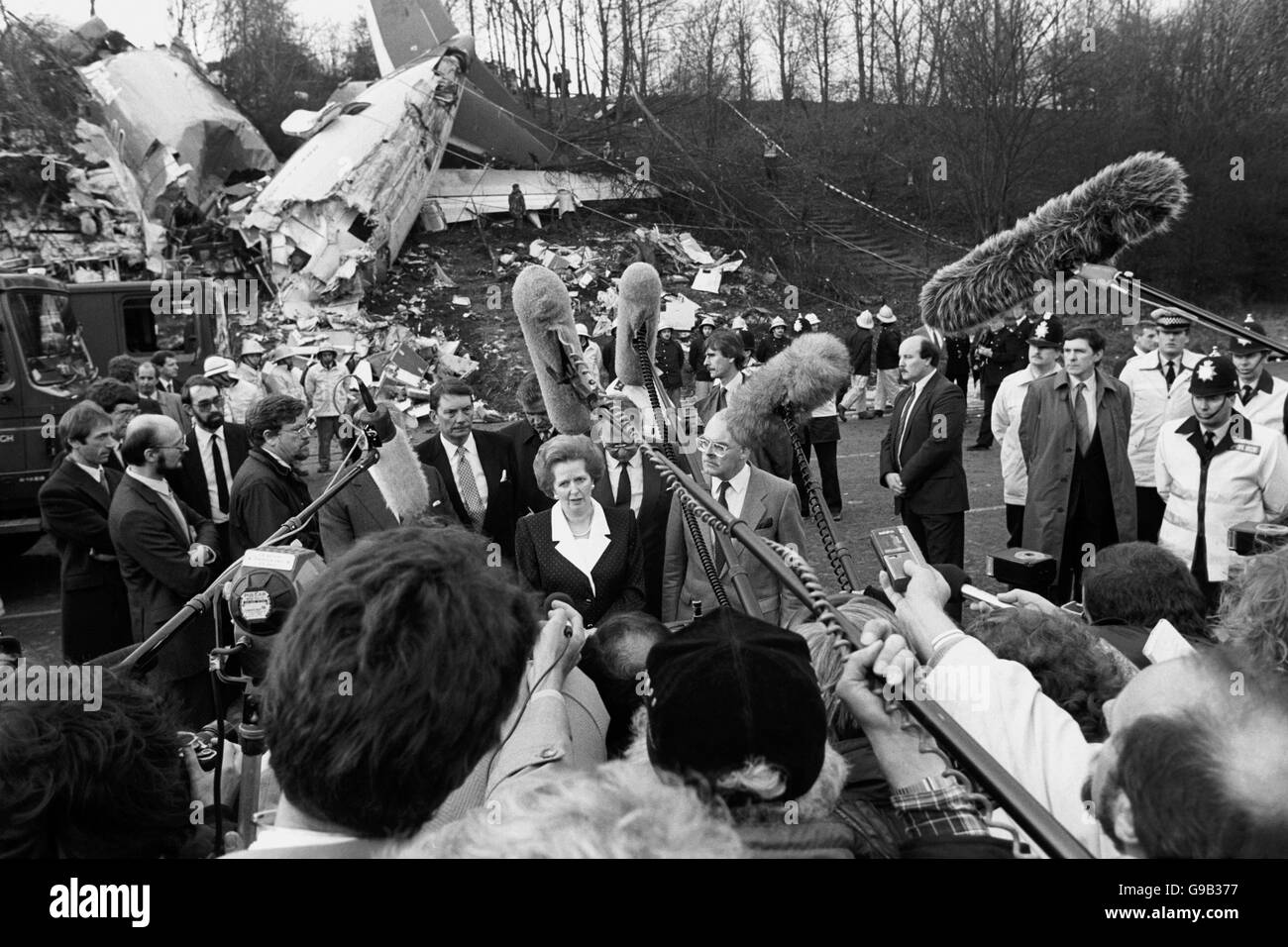 Disasters and Accidents - Kegworth Air Disaster - M1, Leicestershire ...