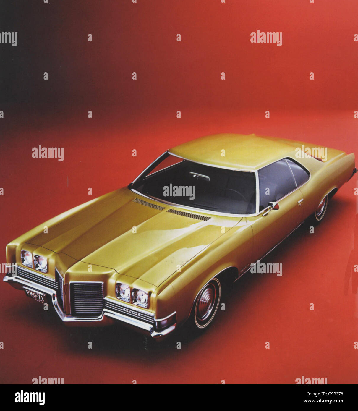 PONTIAC CATALINA BROUGHAM 2 door hardtop 1971 Photo General Motors ...