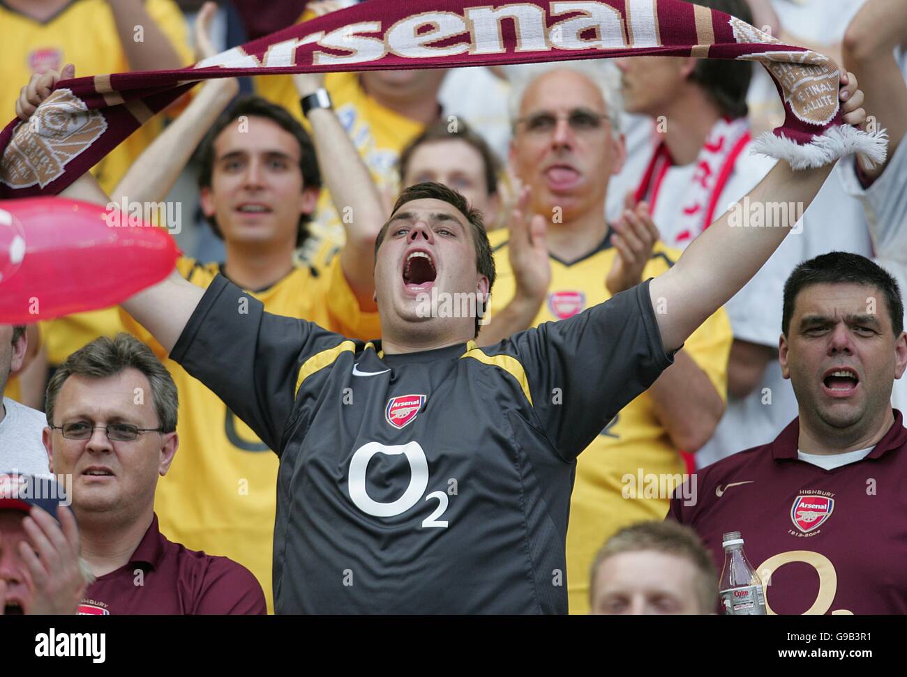 Soccer - UEFA Champions League - Final - Barcelona v Arsenal - Stade de ...