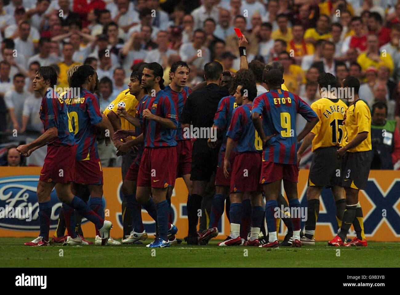 Soccer - UEFA Champions League - Final - Barcelona v Arsenal - Stade de ...