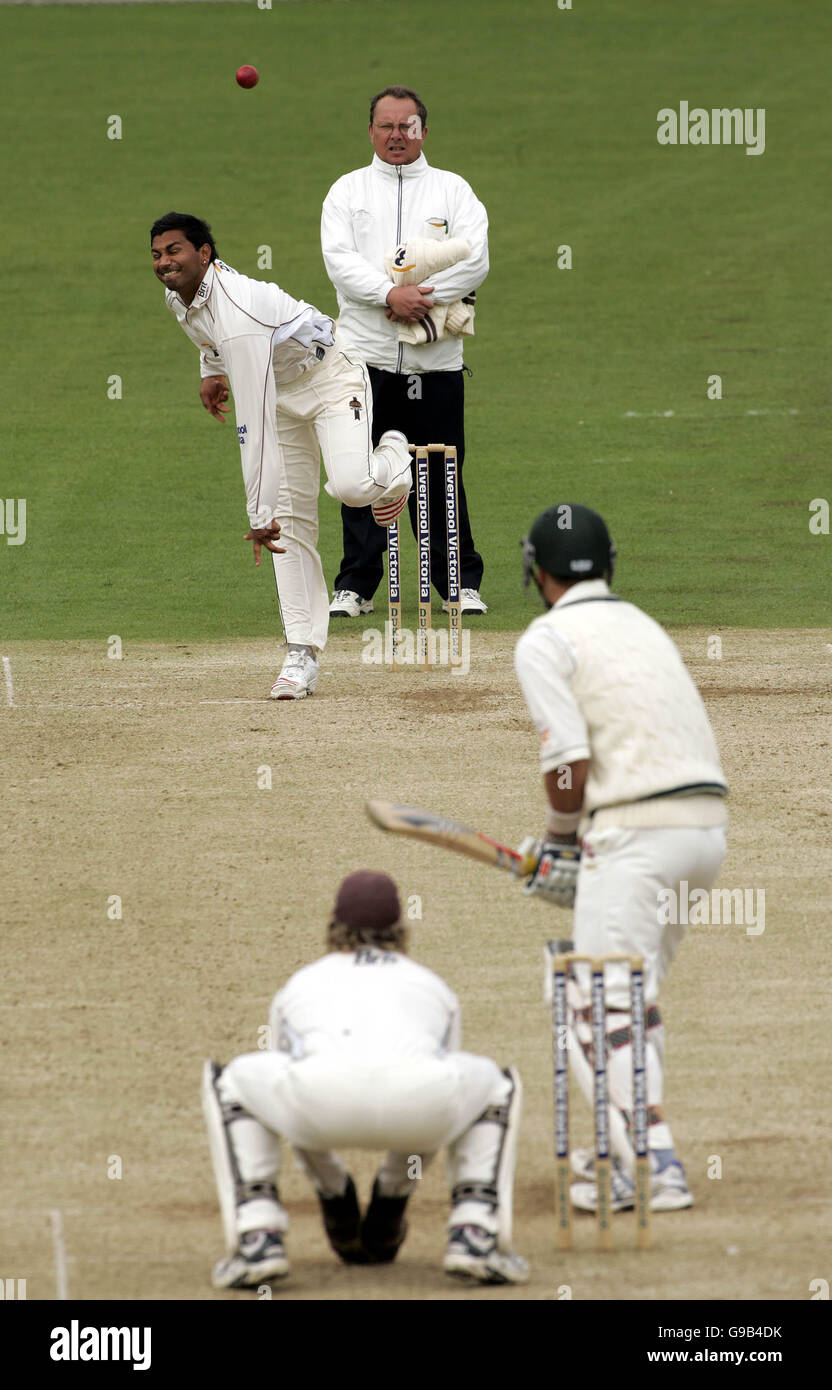 Cricket - Liverpool Victoria County Championship - Surrey v ...