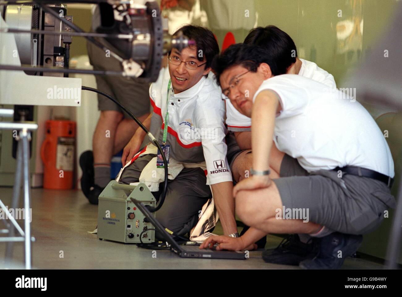 Honda engineers work on the bar honda car hi-res stock photography and ...