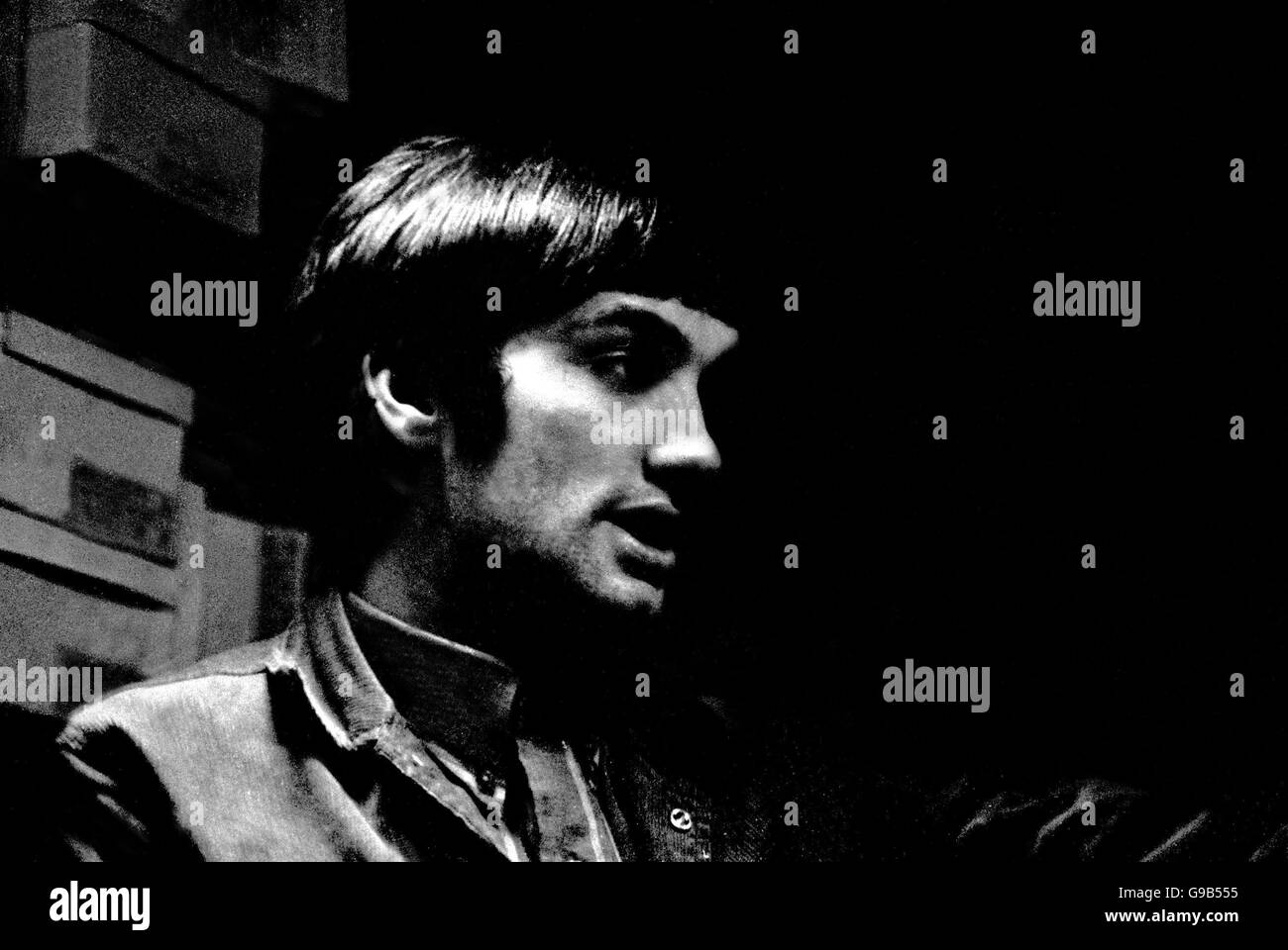 George best hi-res stock photography and images - Alamy
