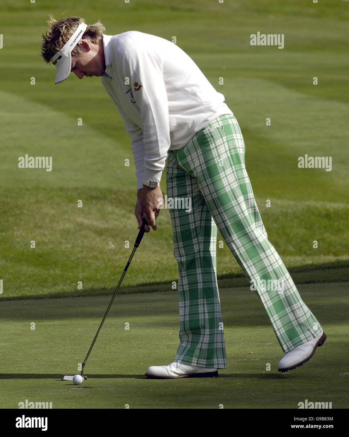 On 11th green wentworth hi-res stock photography and images - Alamy