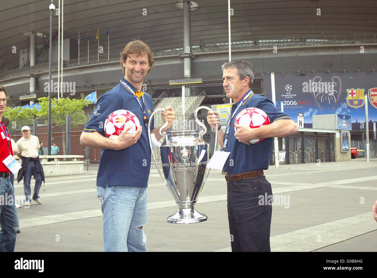 Soccer - UEFA Champions League - Final - Barcelona v Arsenal - Stade de ...