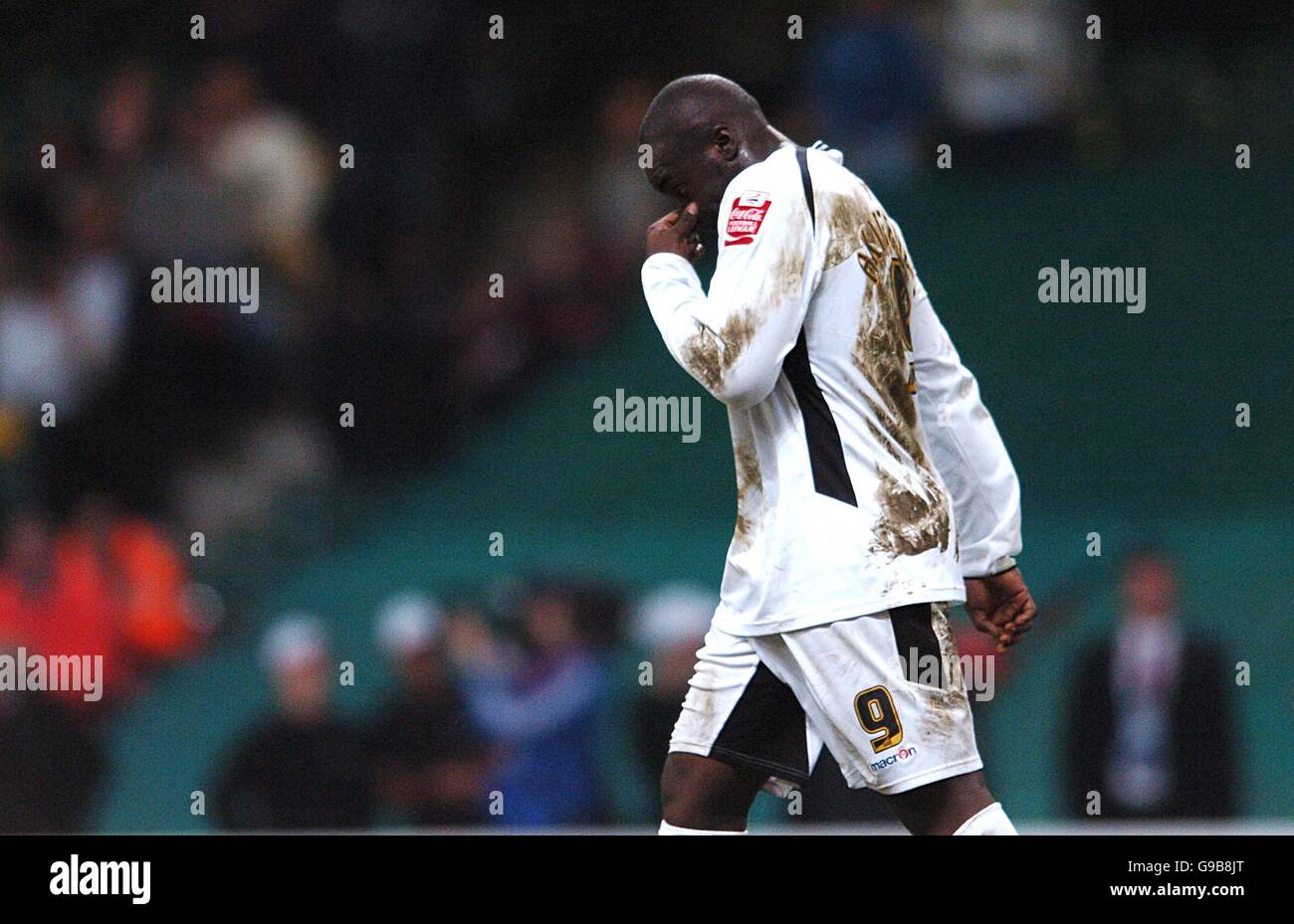 Akinfenwa swansea hi-res stock photography and images - Alamy