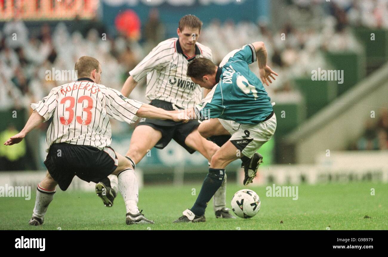 Paul dickov man city hi-res stock photography and images - Alamy
