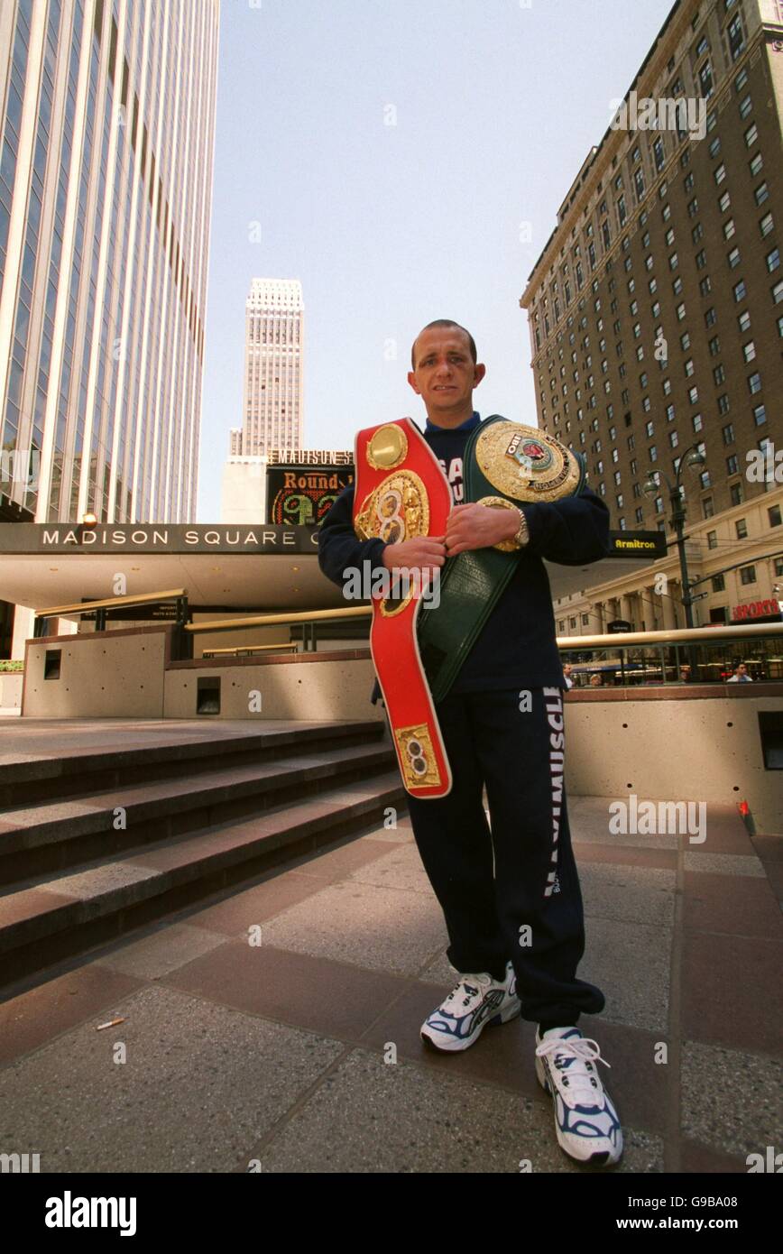 Boxing - IBF Featherweight Championship - Paul Ingle v Junior Jones ...