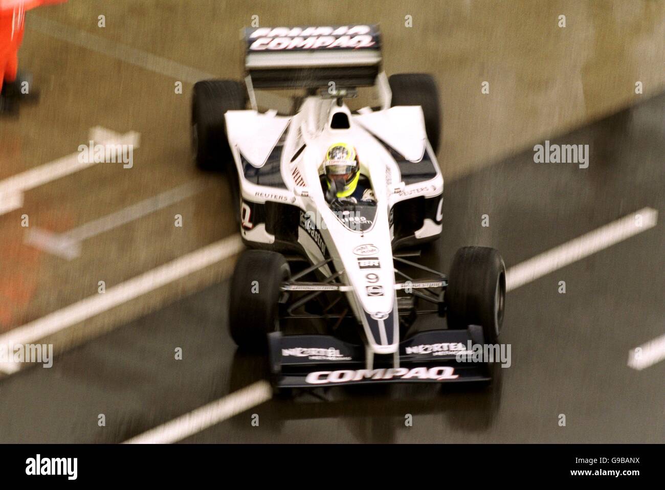 Action top view plan overhead f1 hi-res stock photography and images ...