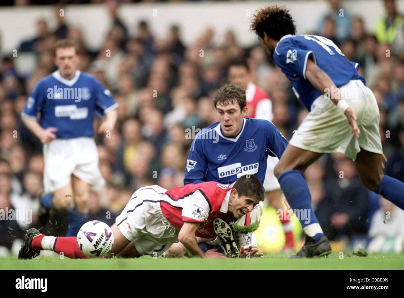 Arsenals silvinho hi-res stock photography and images - Alamy